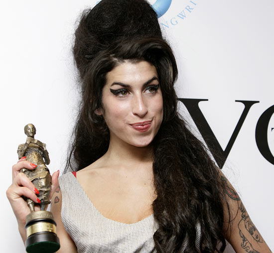 Amy Pic Posting for Fun! #2 - Page 605 - Anything Amy - Amy Winehouse Forum